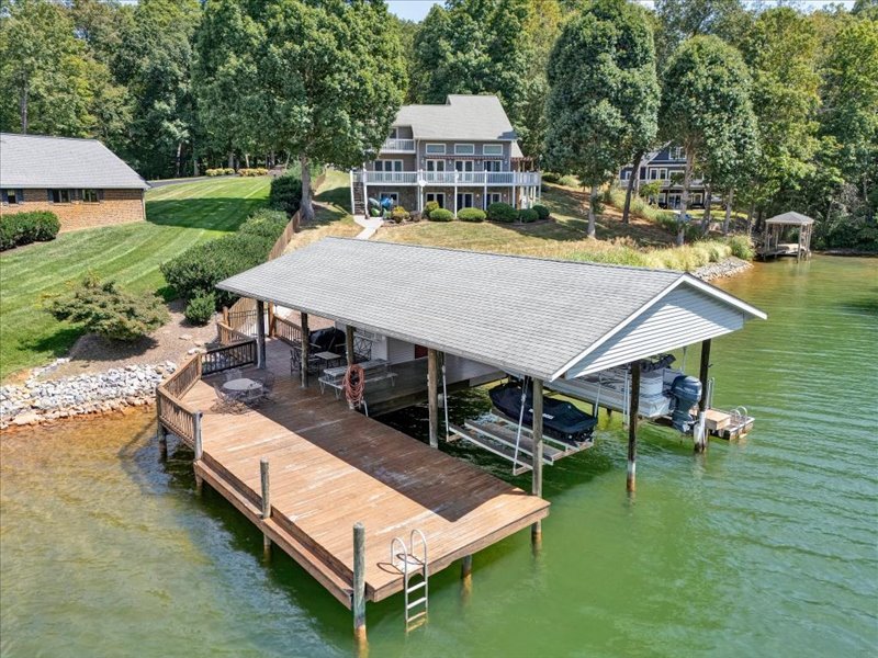Carter Cook Retreat - Lake Retreat