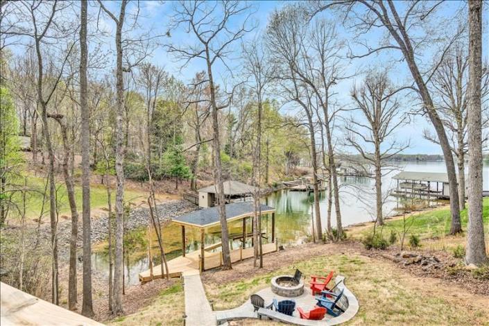 Friendship Cove - Lake Retreat