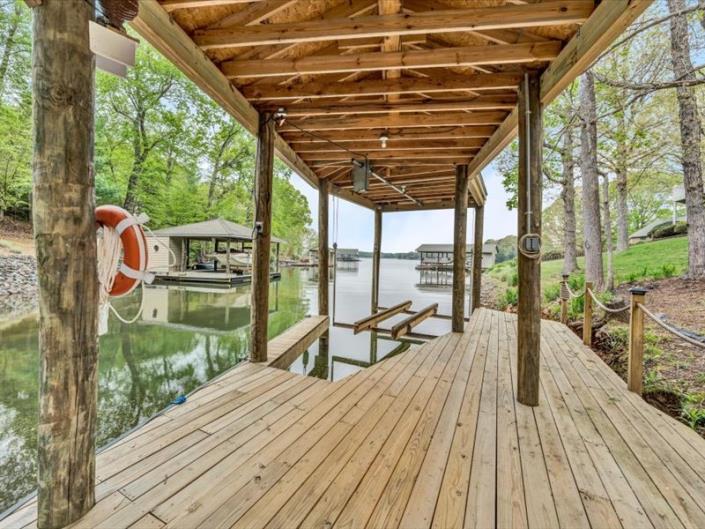 Friendship Cove - Lake Retreat